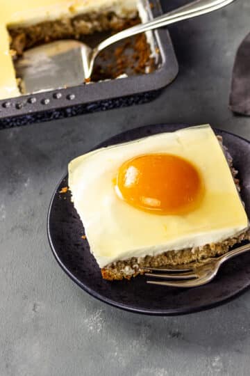 Vegan Custard Cake (Apricot Easter Cake) - Ve Eat Cook Bake