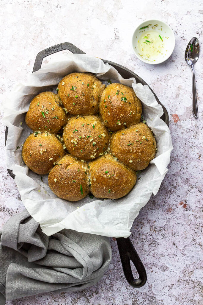 Soft & Fluffy Vegan Whole-Grain Dinner Rolls - Ve Eat Cook Bake