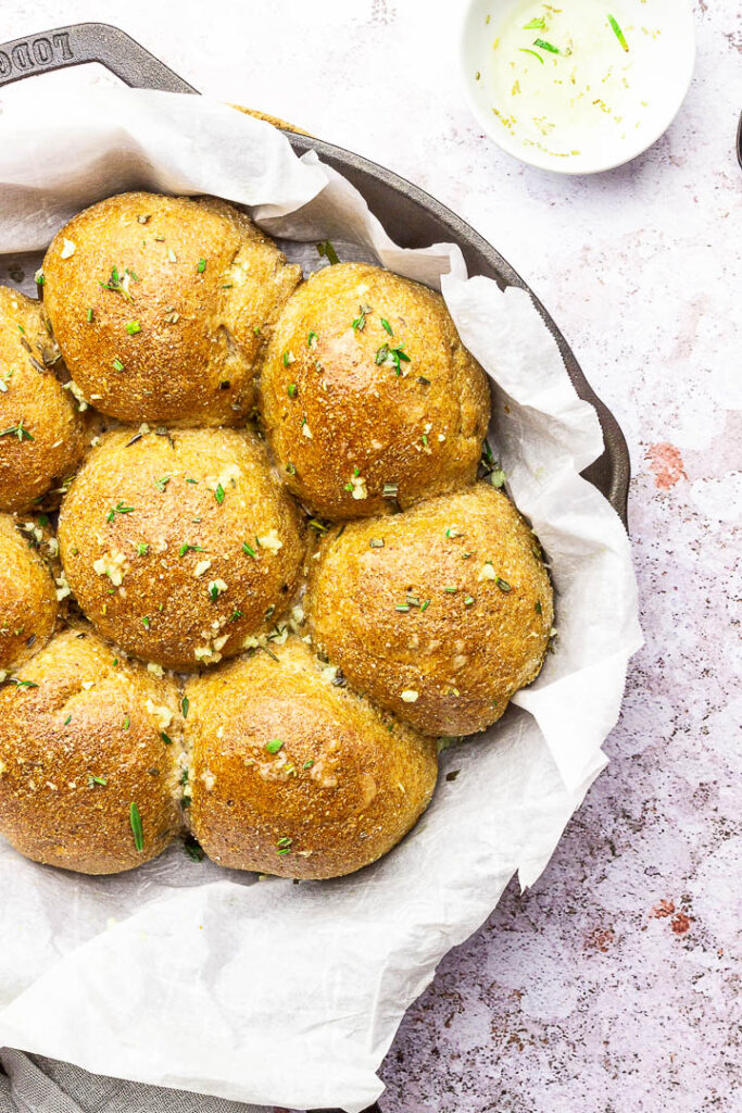 Soft & Fluffy Vegan Whole-Grain Dinner Rolls - Ve Eat Cook Bake