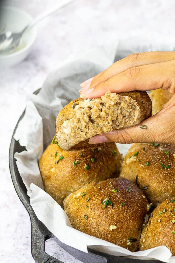 Soft & Fluffy Vegan Whole-Grain Dinner Rolls - Ve Eat Cook Bake