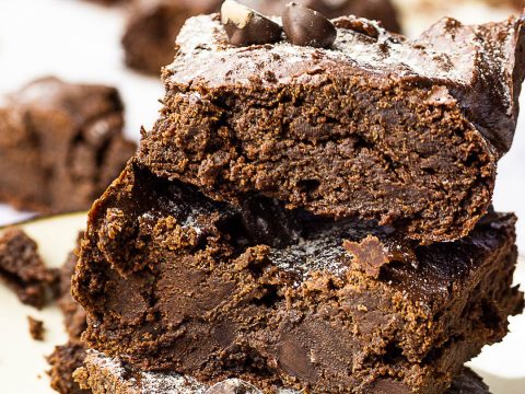 Sticky, Gooey Brownies (Vegan, Sugar-free) - Ve Eat Cook Bake