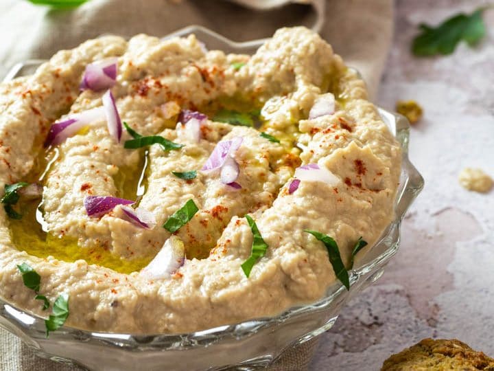 Authentic Lebanese Baba Ganoush Recipe - Roasted Eggplant Dip (oil-free, wfpb, vegan) - Ve Eat ...