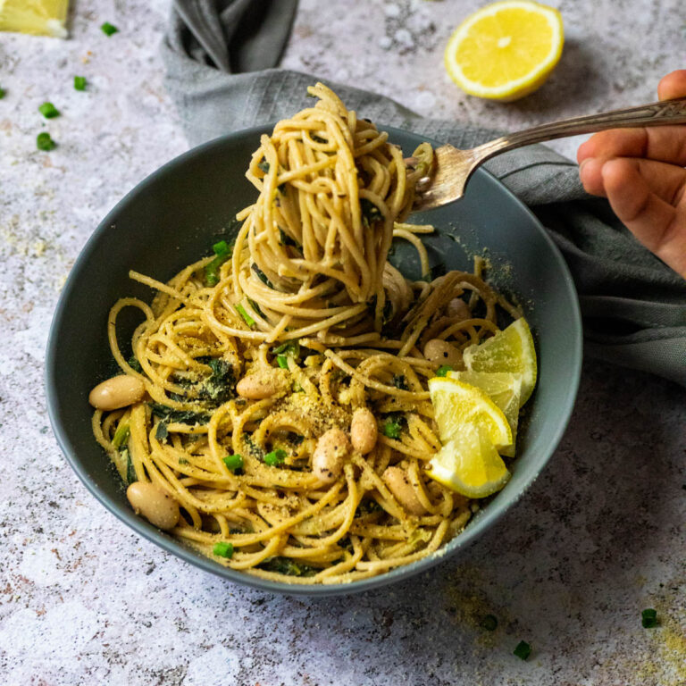 Creamy vegan Alfredo Pasta with Broccoli (wfpb, oil-free) - Ve Eat Cook ...